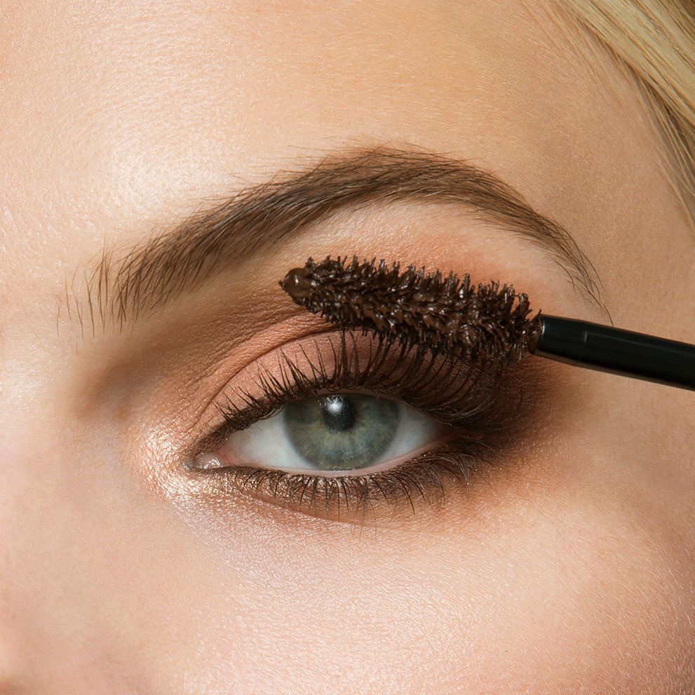 Three Fun Ways To Wear Colored Mascara - Maybelline
