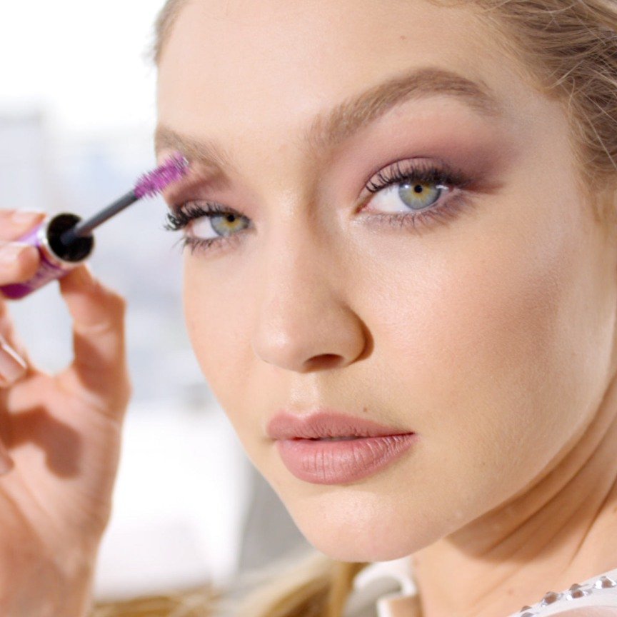 Three Fun Ways To Wear Colored Mascara - Maybelline