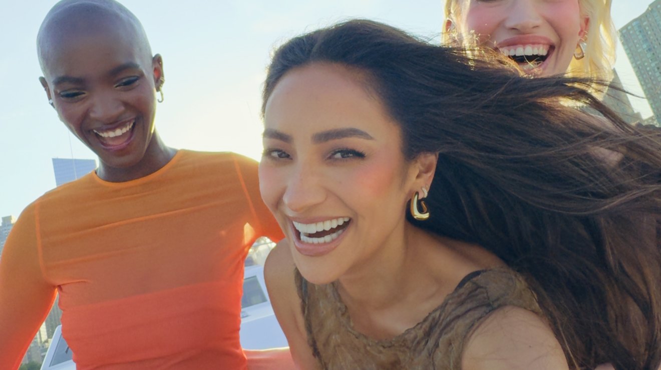 Sunkisser Glowy & Matte Liquid Blush & Bronzer- Maybelline