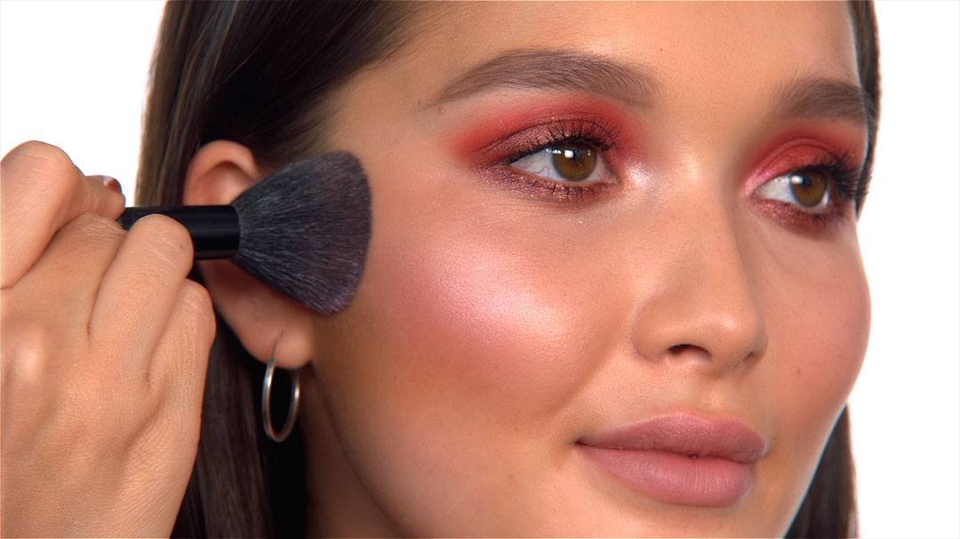 metallic face makeup