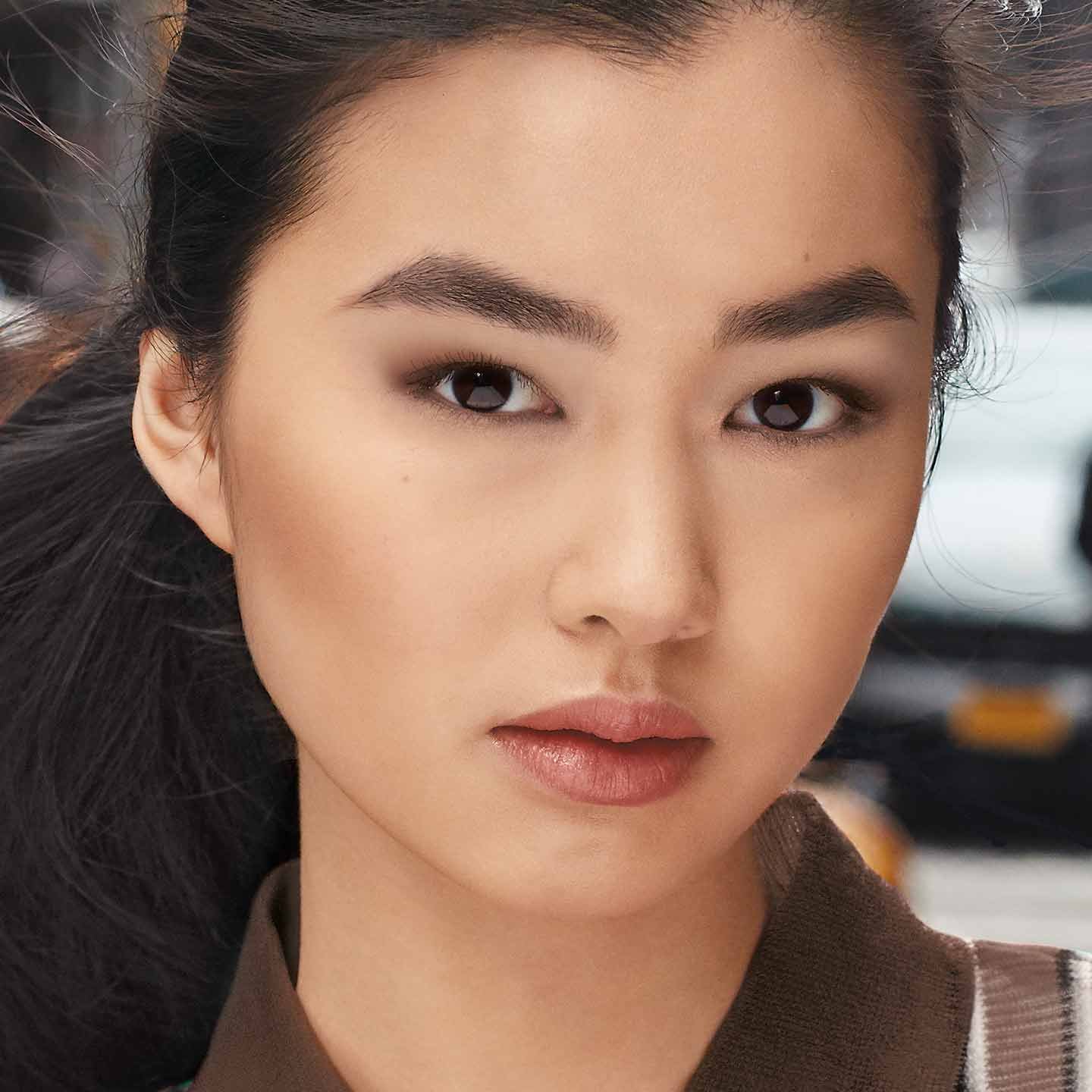 how to draw eyebrows naturally