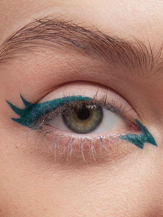 Best Eyeliner Styles for Different Eye Shapes