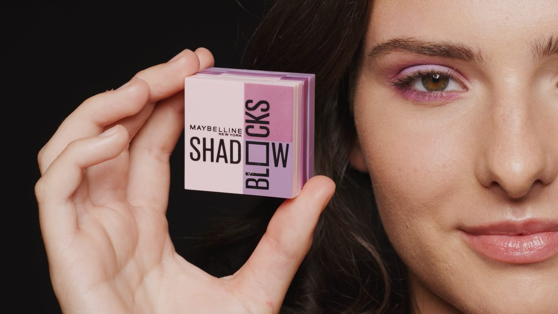 Applying Eye Makeup Diagram