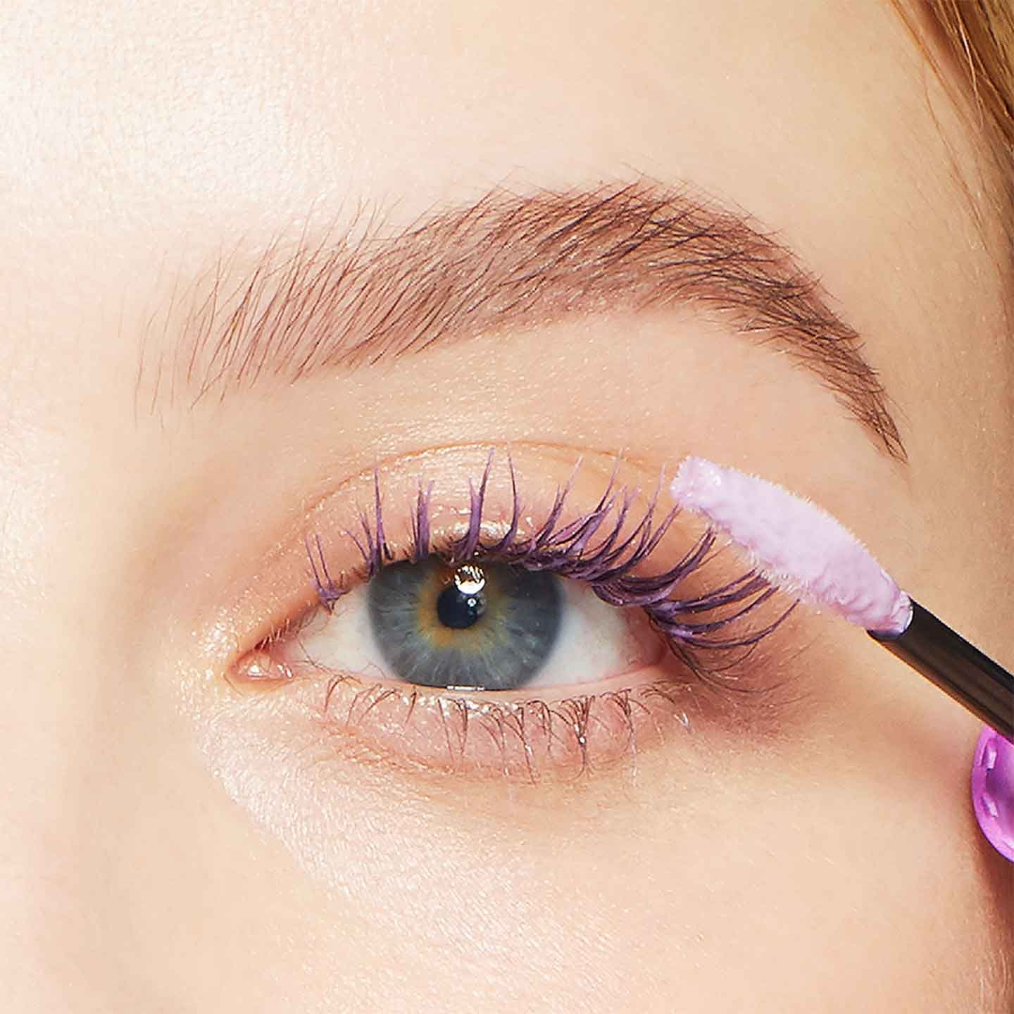Top 4 Best Mascaras for Sensitive Eyes - Maybelline