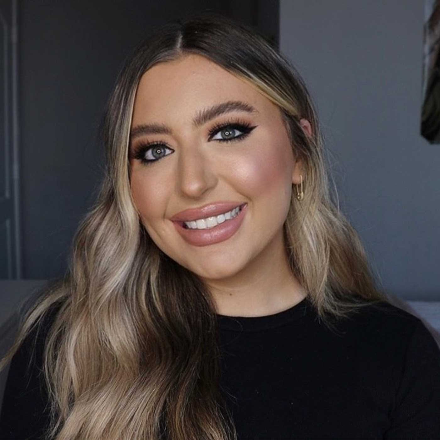 How to Get The Best Highlighter Makeup Look - Maybelline