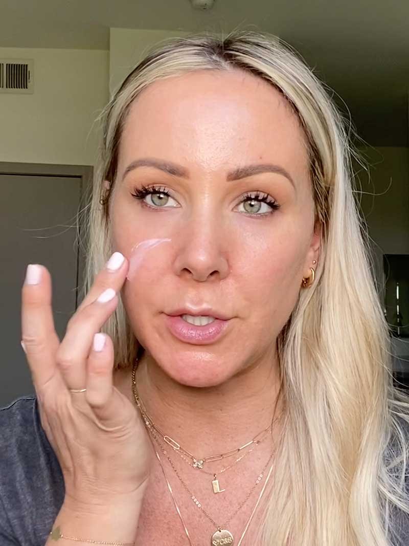 How To Make Your Makeup Look Good In The Sun Saubhaya Makeup