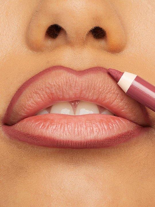 How to Contour Lips for Glossy & Matte Looks - Maybelline