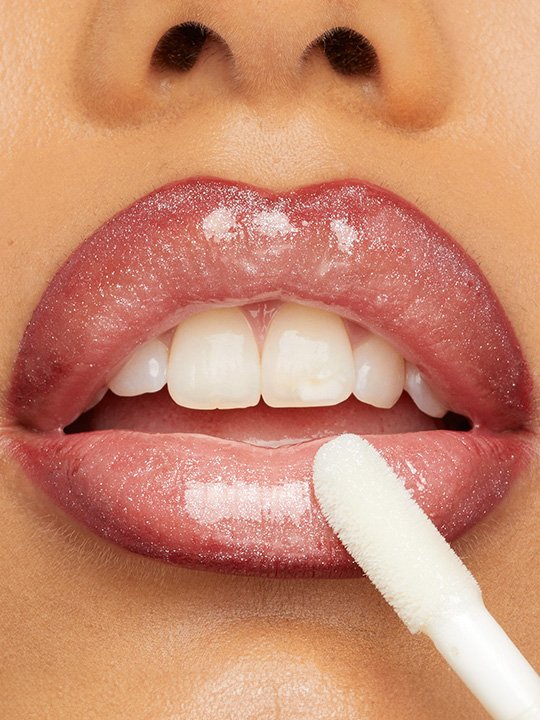 How to Contour Lips for Glossy & Matte Looks - Maybelline