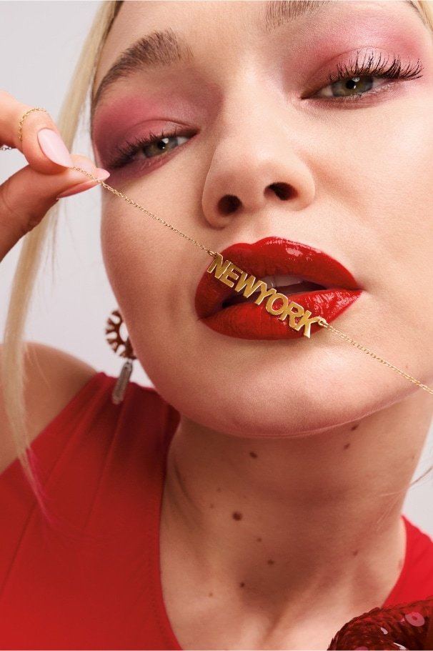 maybelline logo evolution