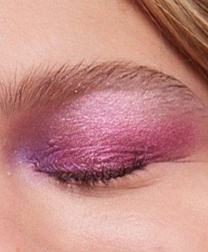 How to Create a Cut Crease Eyeshadow Look - Maybelline